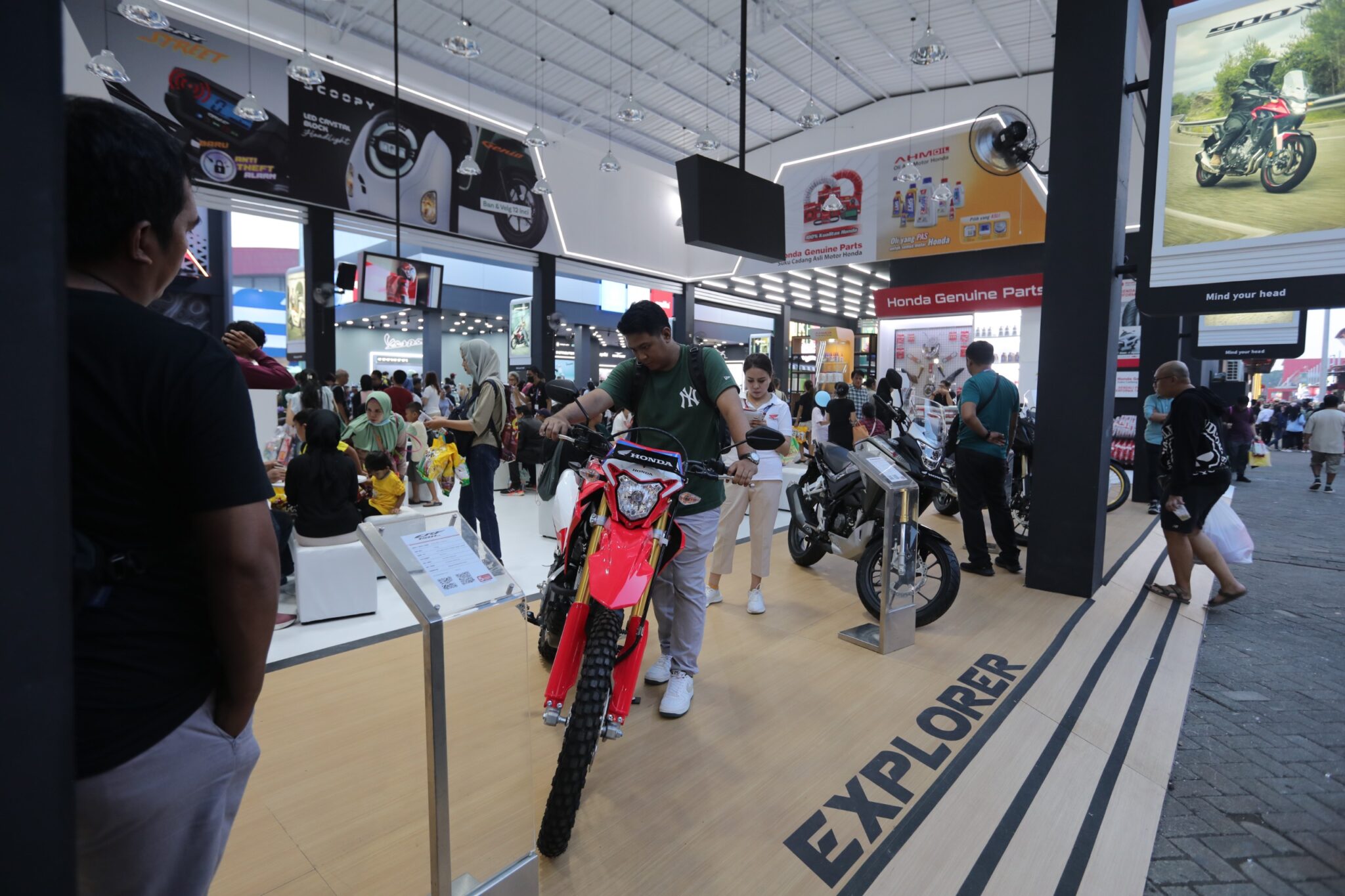 Beragam Motor Keluaran Terbaru Melantai di Jakarta Fair 2025 ...